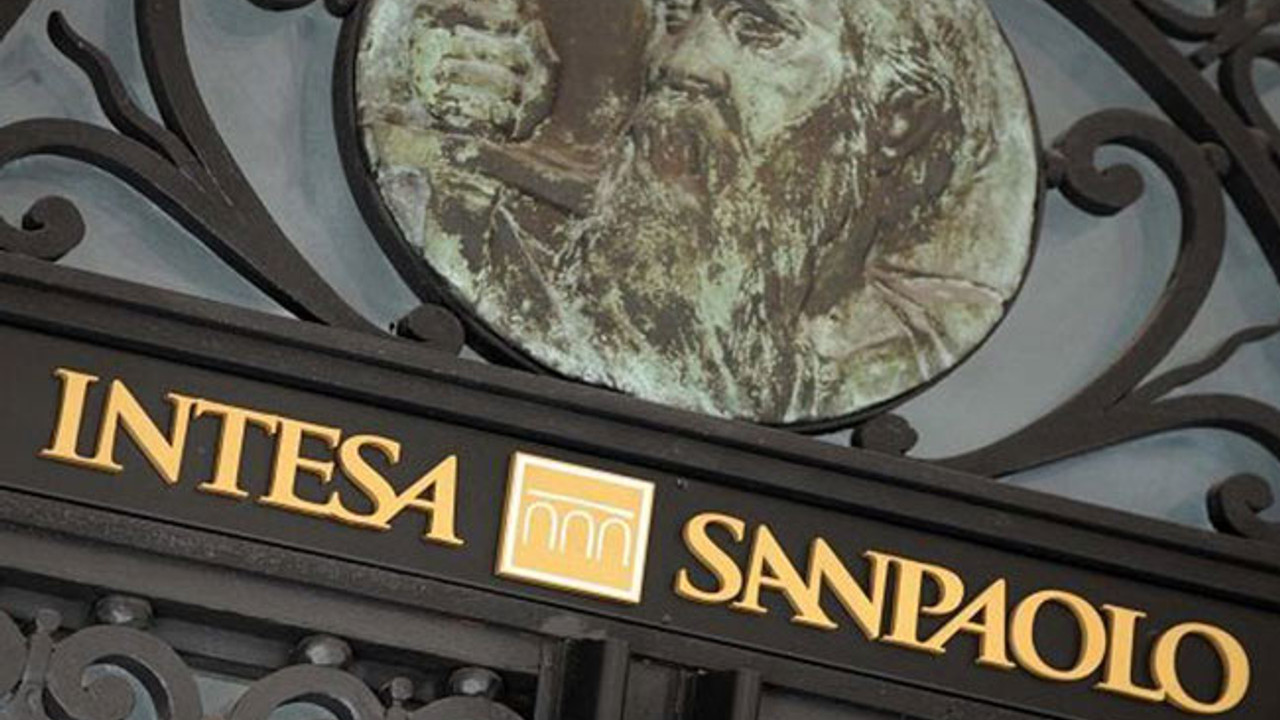 Intesa Sanpaolo'dan Türkiye'de ilk şube